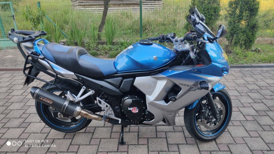 Suzuki GSX 650 FA 656 cm3, 2011 god.