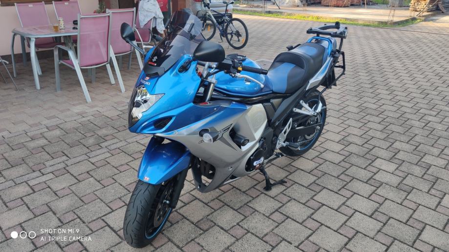 Suzuki GSX 650 FA 656 cm3, 2011 god.