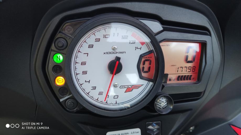 Suzuki GSX 650 FA 656 cm3, 2011 god.