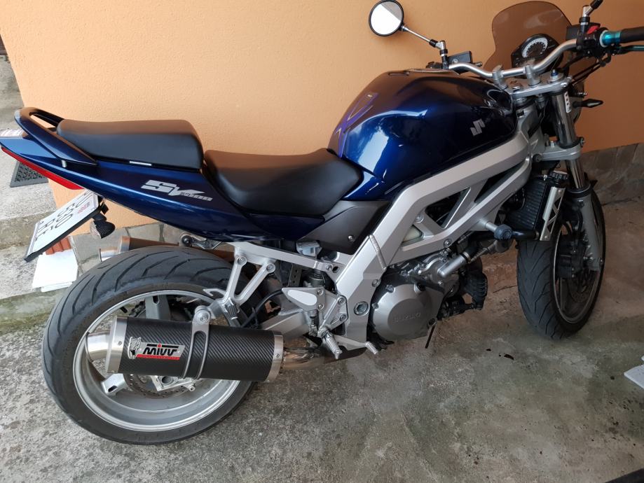 Suzuki SV 1000N 1000 cm3, 2004 god.