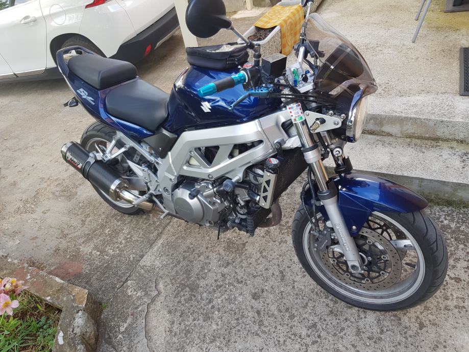 Suzuki SV 1000N 1000 cm3, 2004 god.