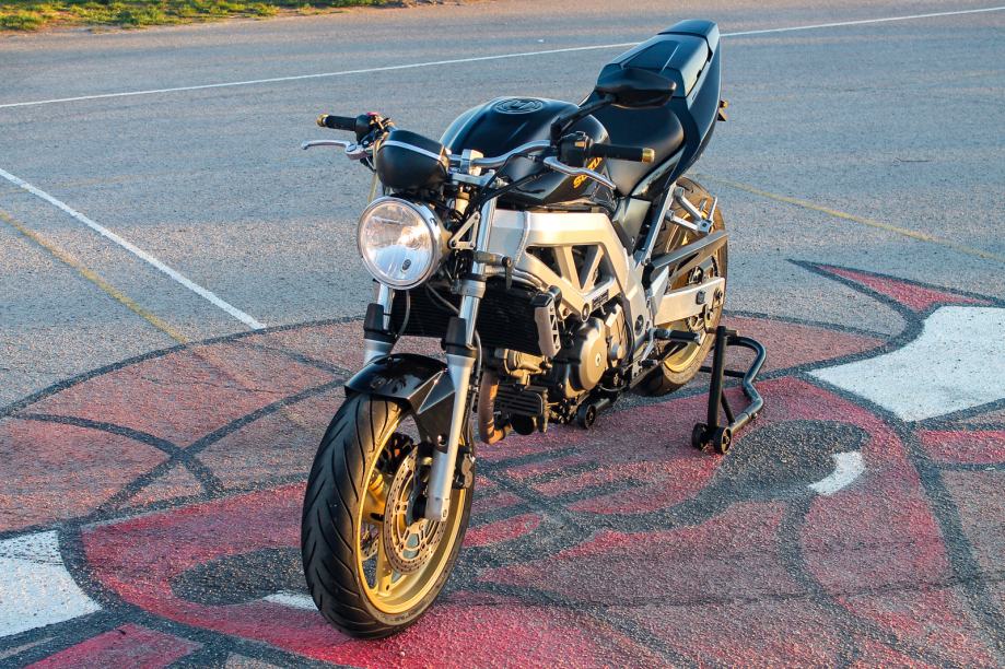 Suzuki SV650, SV 650, 2003 god.