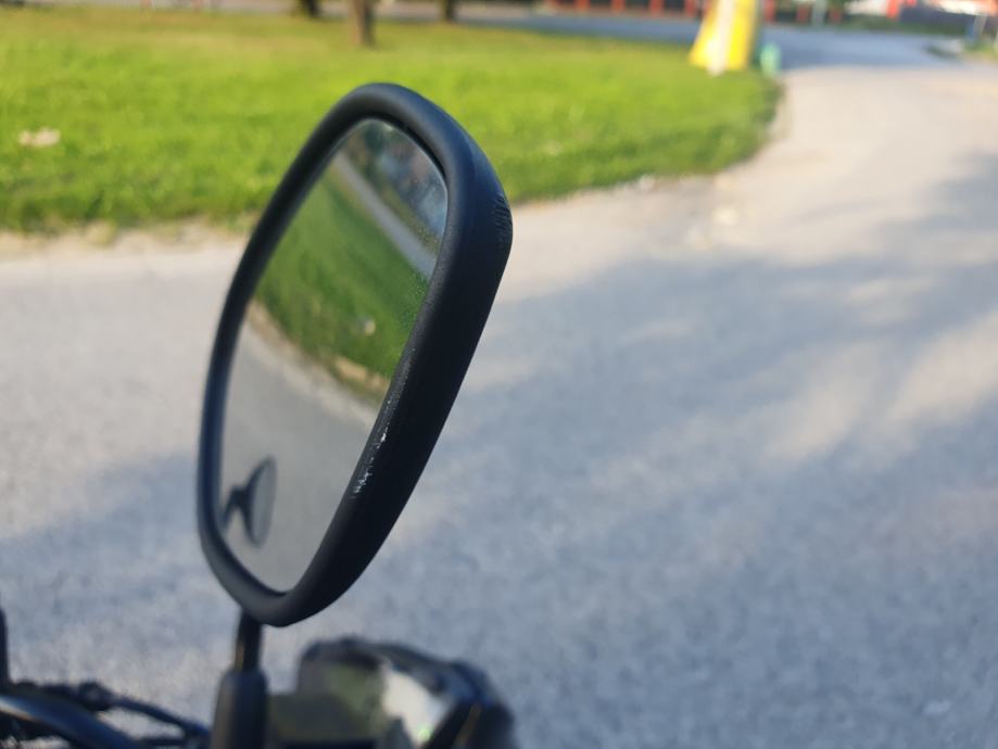 Suzuki SV650 ABS 645 cm3, 2023 god.