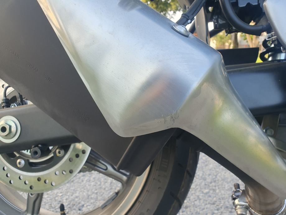 Suzuki SV650 ABS 645 cm3, 2023 god.