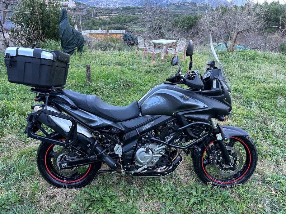 Suzuki V-Strom 650 (DL650A) 650 cm3, 2014 god.