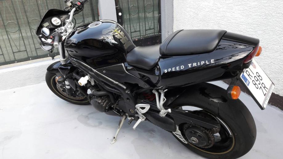Triumph Speed Triple 955 i , mog komb, 2004 god.