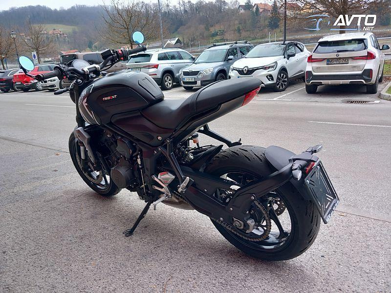 Triumph TRIDENT 660, 2024 god.