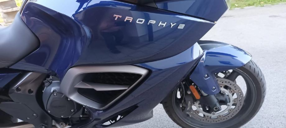 Triumph Trophy SE 1215 cm3, 2012 god.