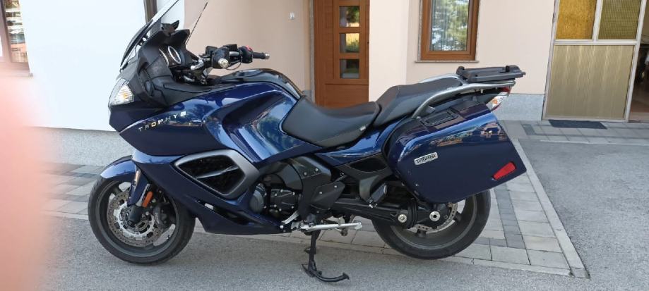 Triumph Trophy SE 1215 cm3, 2012 god.