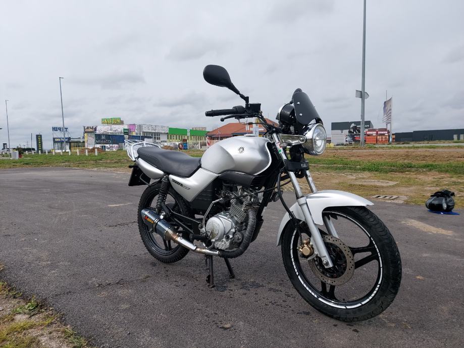 Yamaha 125 cm3, 2005 god.