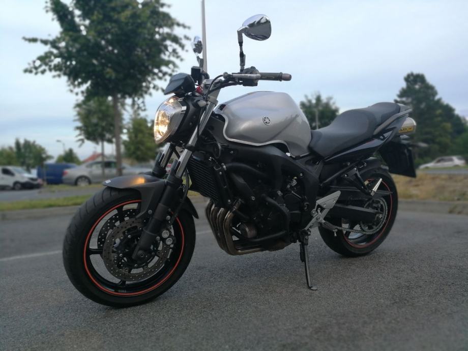Yamaha FAZER 600 FZ6N S2 600 cm3, 2008 god.