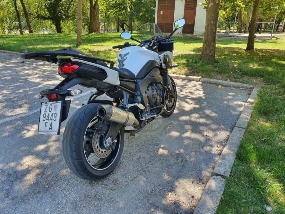 Yamaha Fazer 800/FZ8 800 cm3, 2013 god.