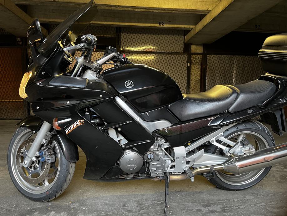 Yamaha Fjr 1300 1300 cm3, 2004 god.