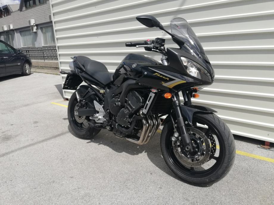 Yamaha FZ 6 FAZER 600 S2 600 cm3, 2009 god.
