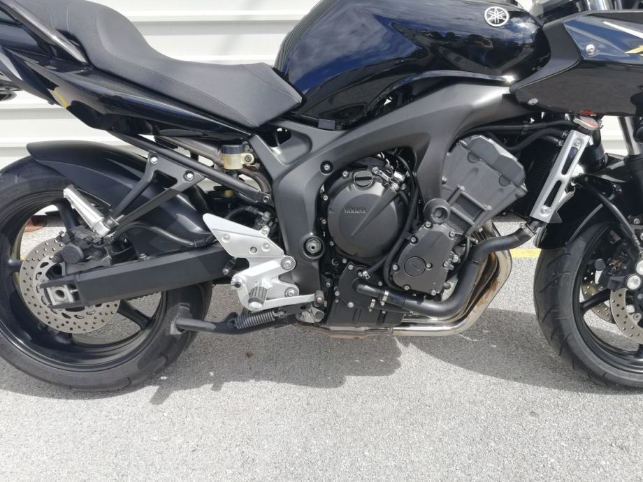 Yamaha FZ 6 FAZER 600 S2 600 cm3, 2009 god.