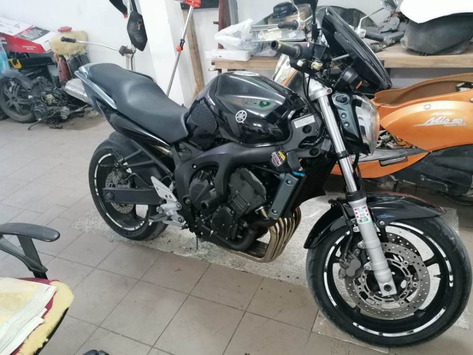 Yamaha FZ 600 N, 2007 god.