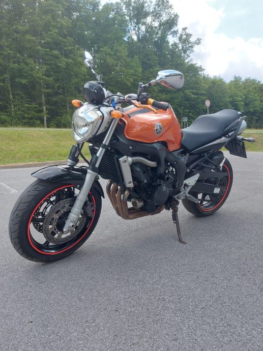 Yamaha FZ6 600 cm3, 2006 god.
