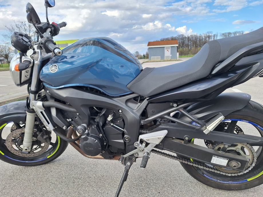 Yamaha FZ600N 600 cm3, 2006 god.
