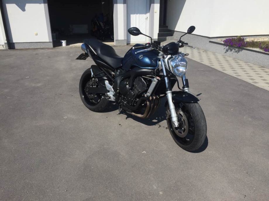 Yamaha Fz6n 600 cm3, 2006 god.
