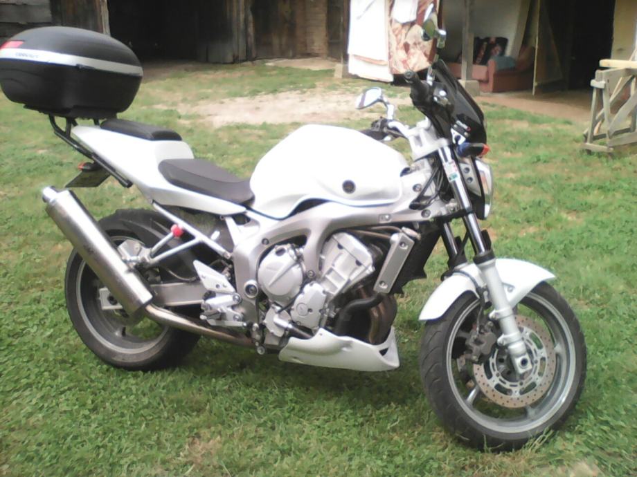 Yamaha FZ6N 600 cm3, 2005 god.