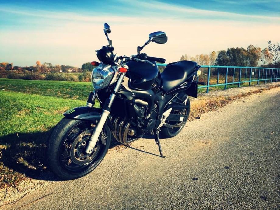 Yamaha FZ6N 600 cm3, 2006 god.