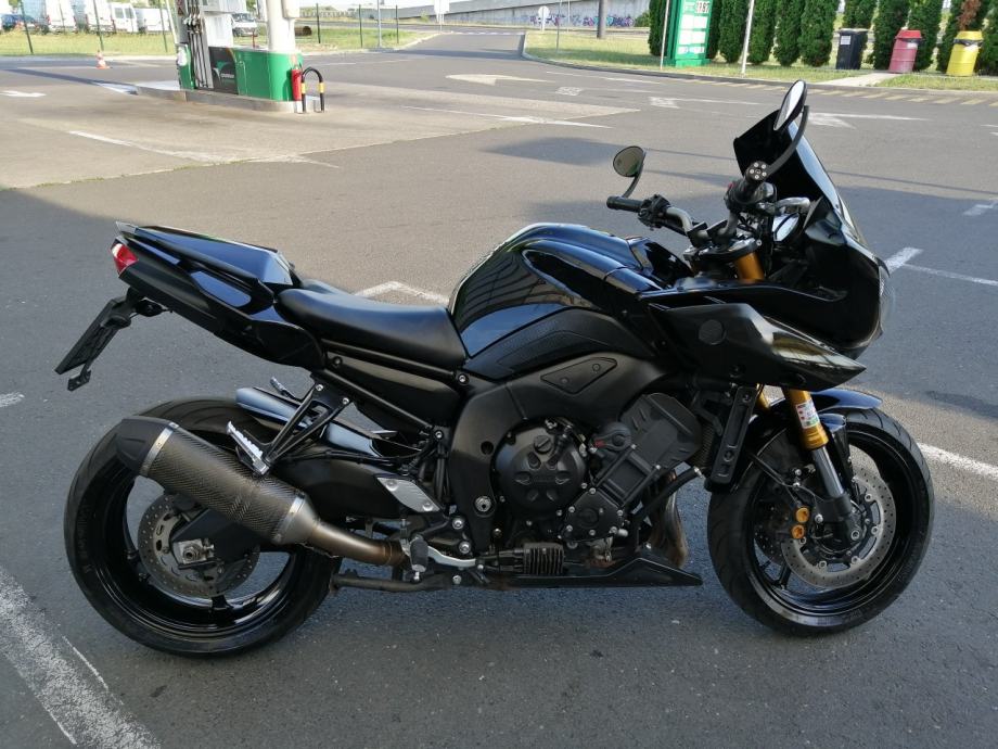 Yamaha FZ8 S 779 cm3, 2010 god.