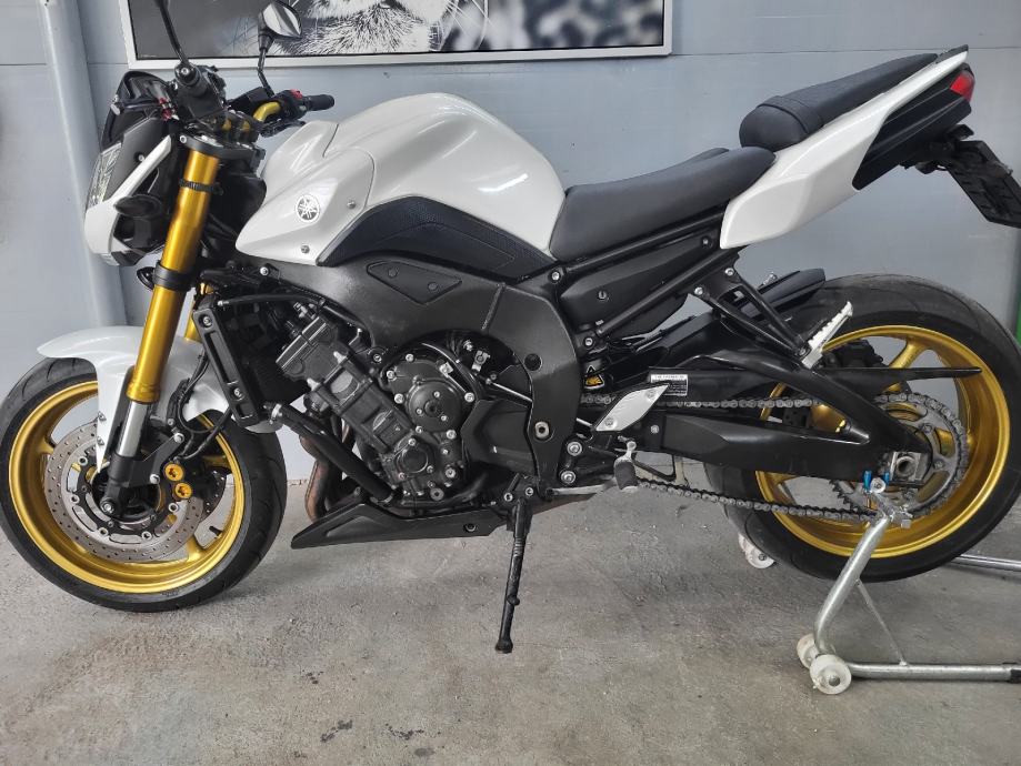 Yamaha FZ8 800 cm3, abs, 2013 god.
