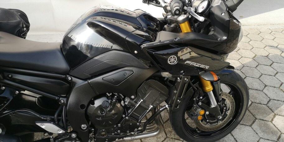 Yamaha FZ8 FAZER 800 cm3 S GARANCIJOM, 2011 god.
