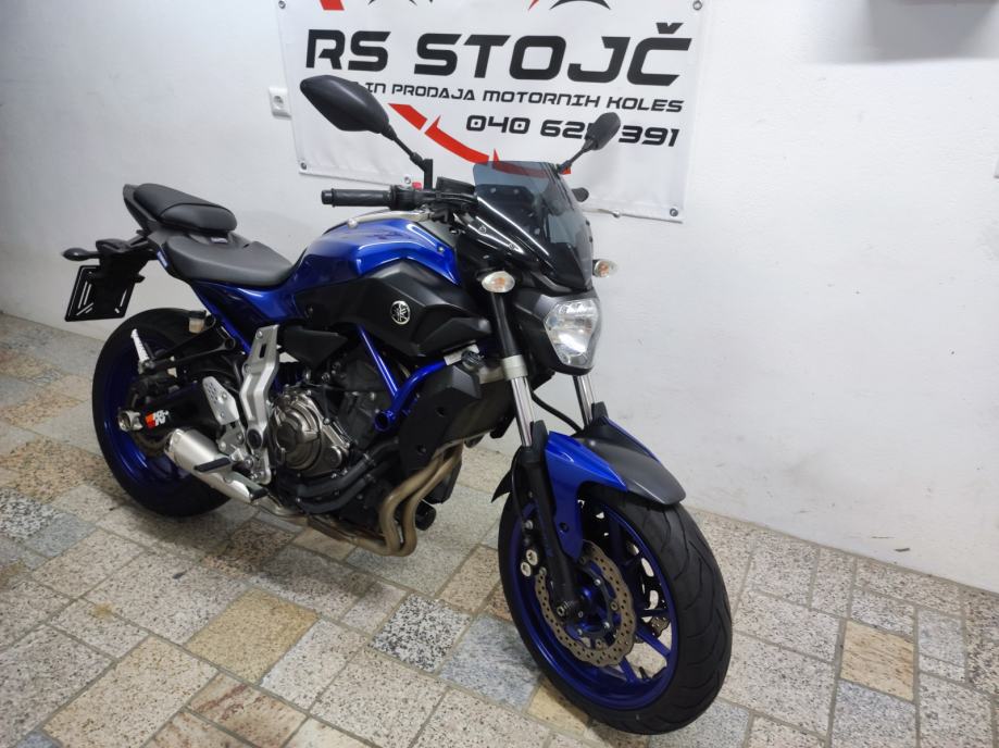 Yamaha MT 07 RACE BLUE SERIES TOP STANJE 689 cm3, 2015 god.