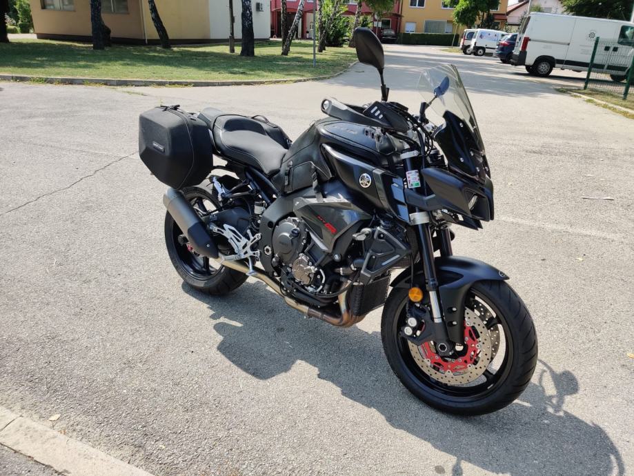 Yamaha MT 10 1000 cm3, 2017 god.