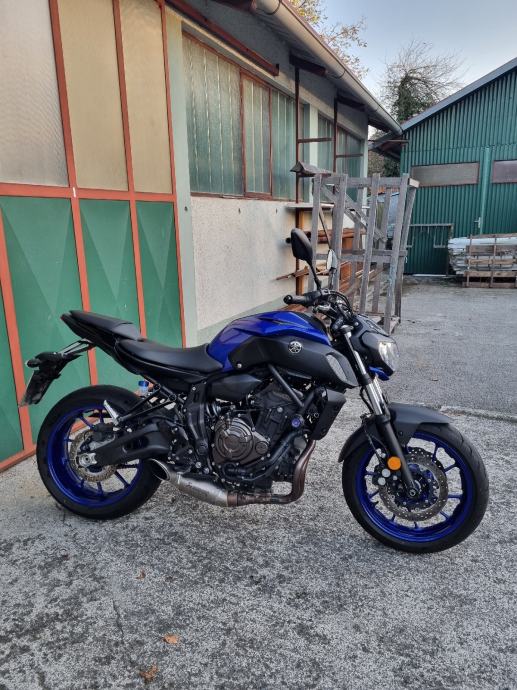 Yamaha MT07 2020. Akrapovič, 35KW A2 kategorija, 2020 god.