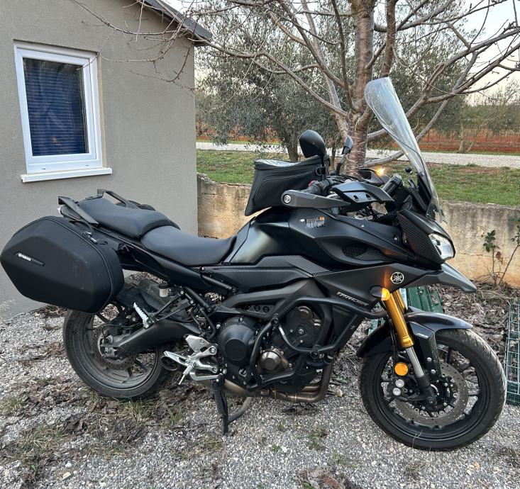 Yamaha MT09TRK 900 cm3, 2018 god.