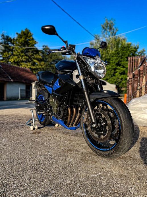 Yamaha Xj6 600 cm3, 2009 god.