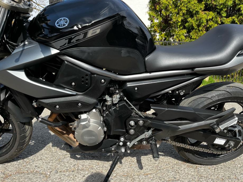 Yamaha XJ6 600 cm3, 2009 god.
