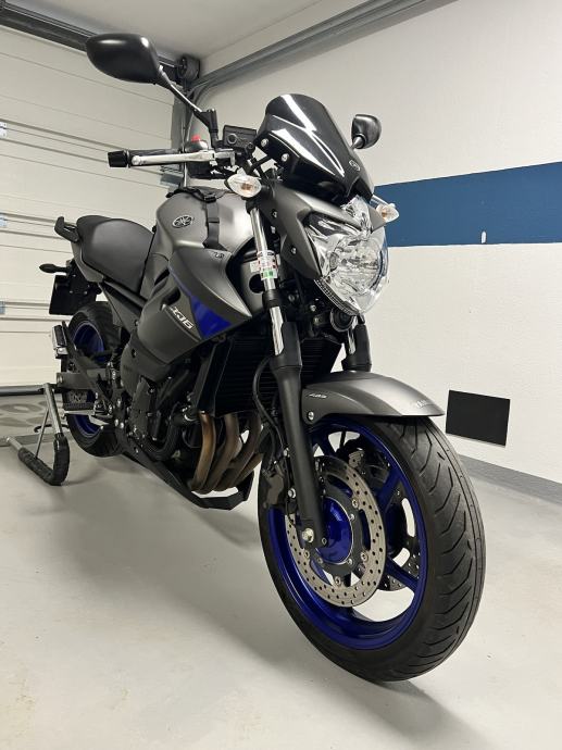 Yamaha XJ6n ABS 600 cm3, 2014 god.