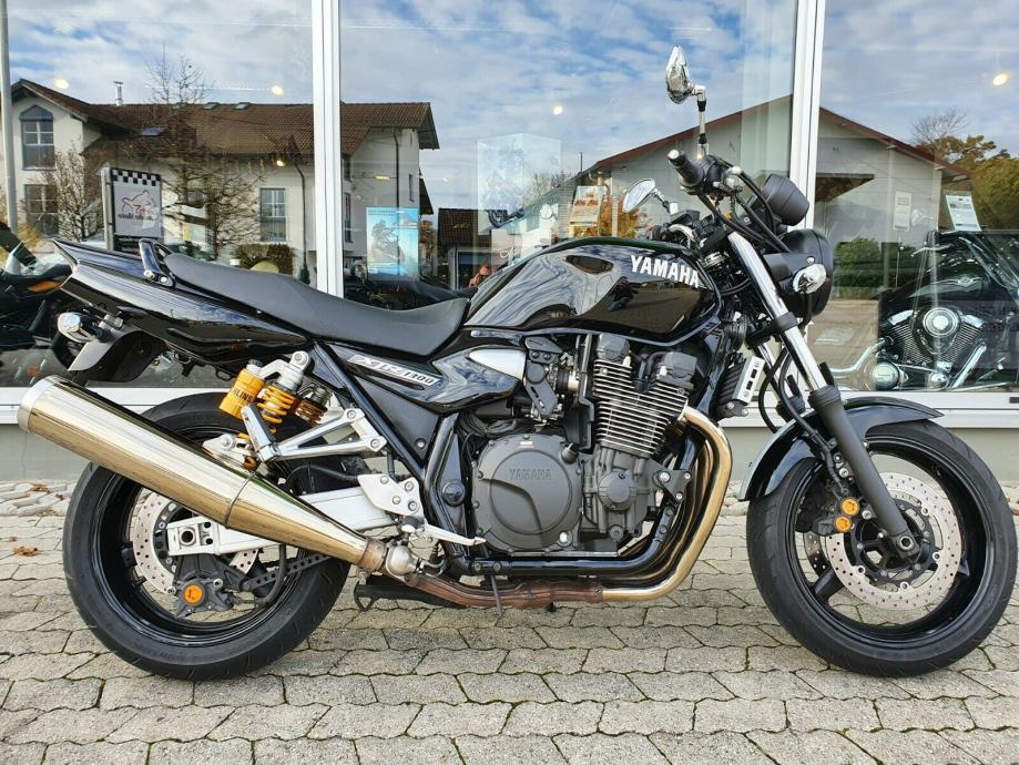 Yamaha XJR 1300 1300 cm3, 2014. g. (zamjena za MT07), 2014 god.