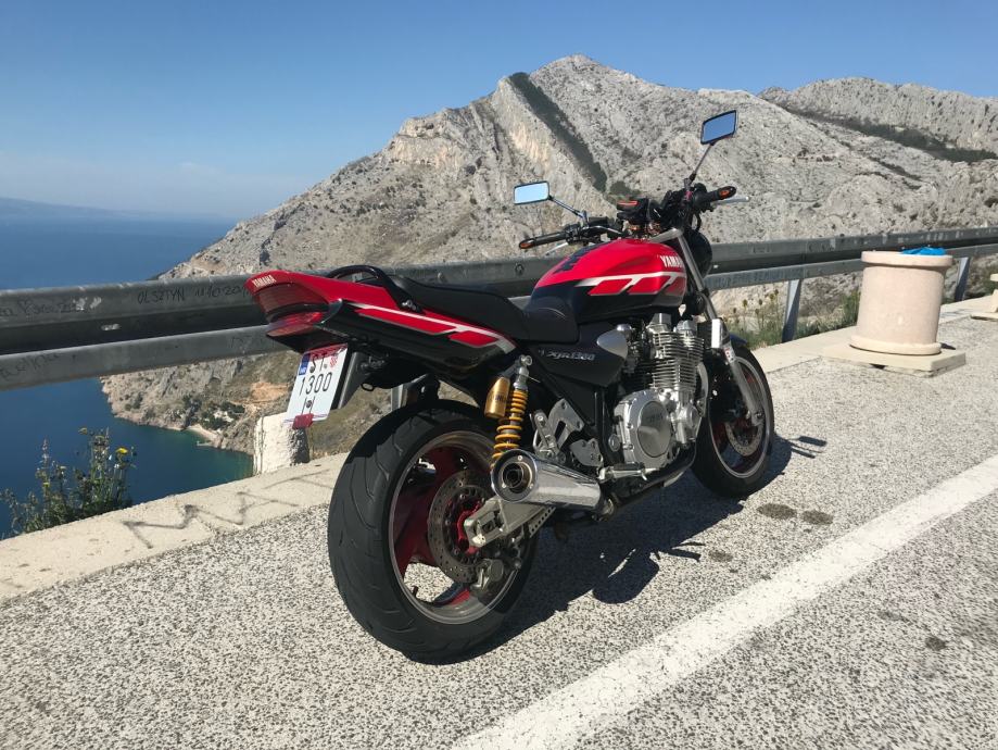 Yamaha XJR 1300 SP 1300 cm3, 2001 god.