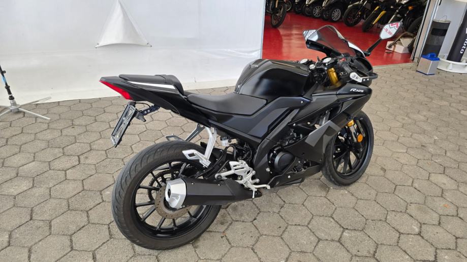 Yamaha YZF 125 R ABS, S GARANCIJOM, 2021 god.