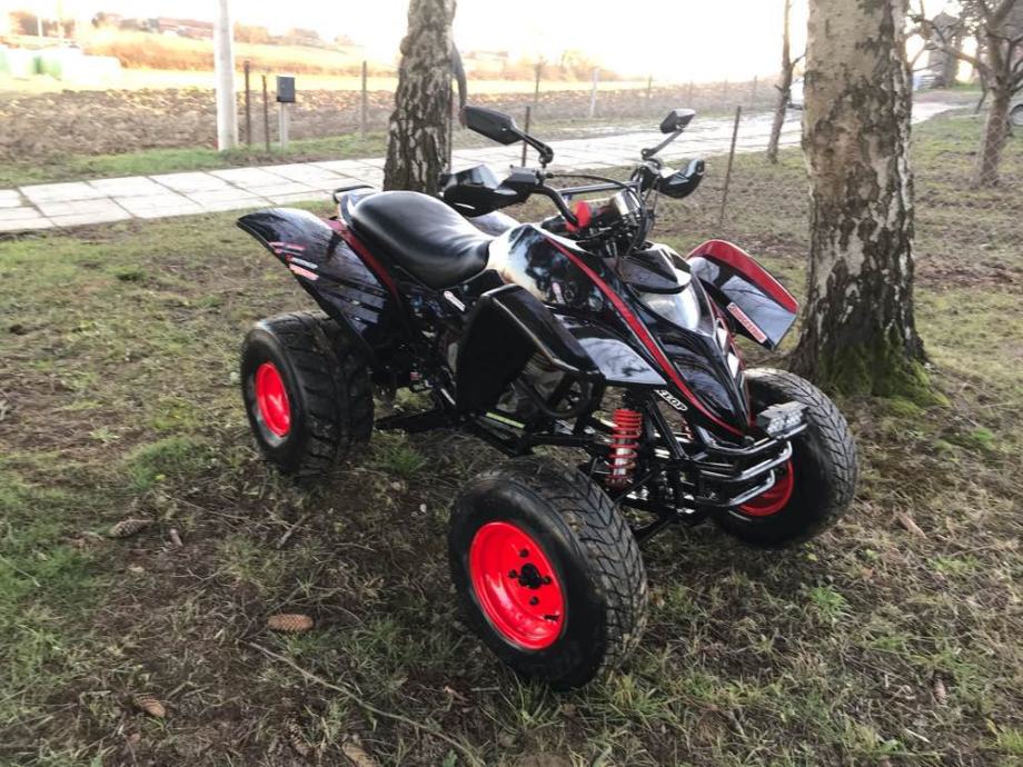 ADLY 300 S Interceptor 300 cm3, 2005 god.