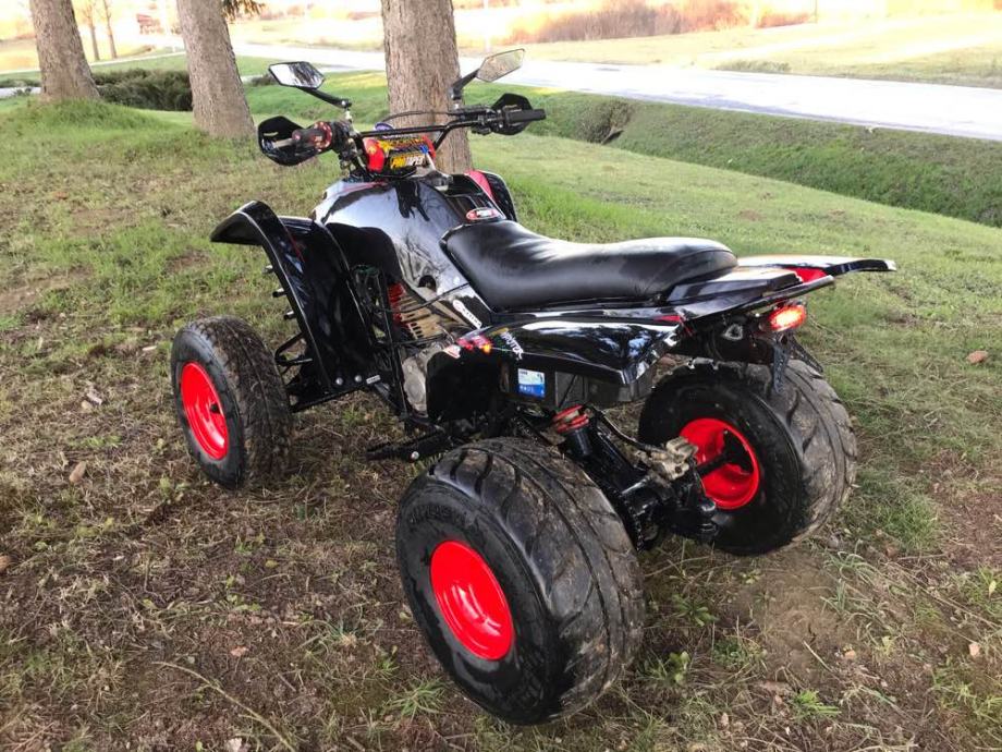 ADLY 300 S Interceptor 300 cm3, 2005 god.