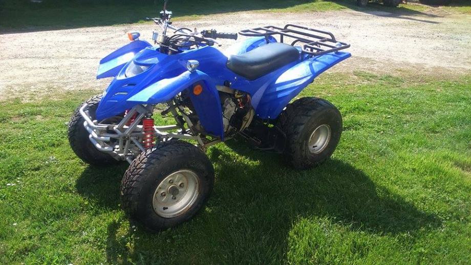 ADLY 300 xs 300 cm3, 2006 god.