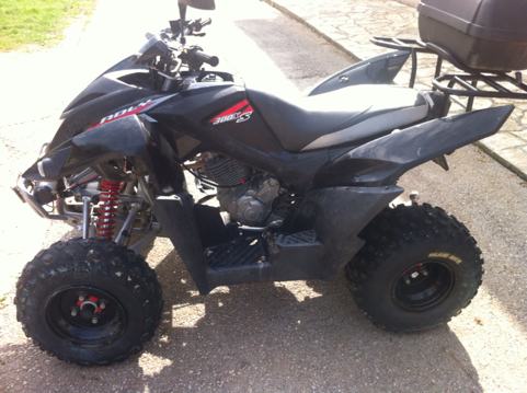 Adly 300 xs, 2011 god.