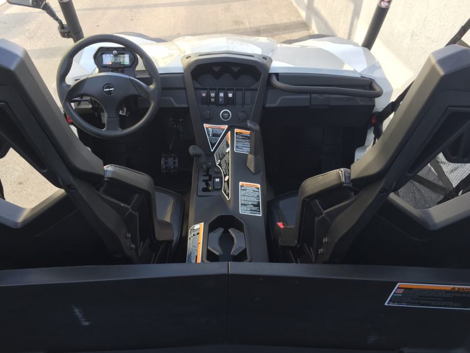 BRP CAN AM UTV COMMANDER 800 INT, 2017 god.