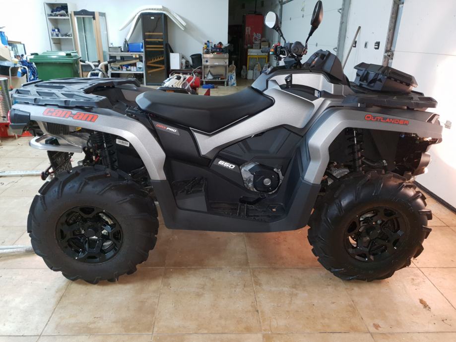 CAN AM outlander max 650 PRO T3 650 cm3, 2017 god.
