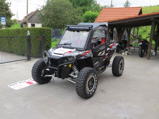 Polaris RZR 1000 TURBO 200 hp - B kategorija 10000 cm3, 2017 god.