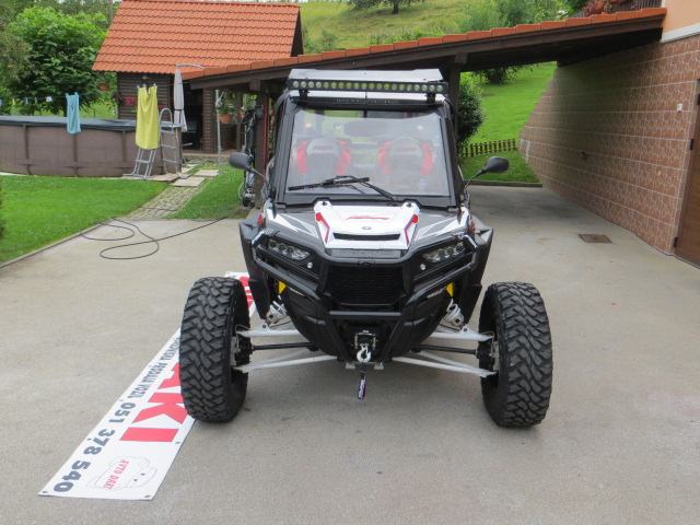 Polaris RZR 1000 TURBO 200 hp - B kategorija 10000 cm3, 2017 god.