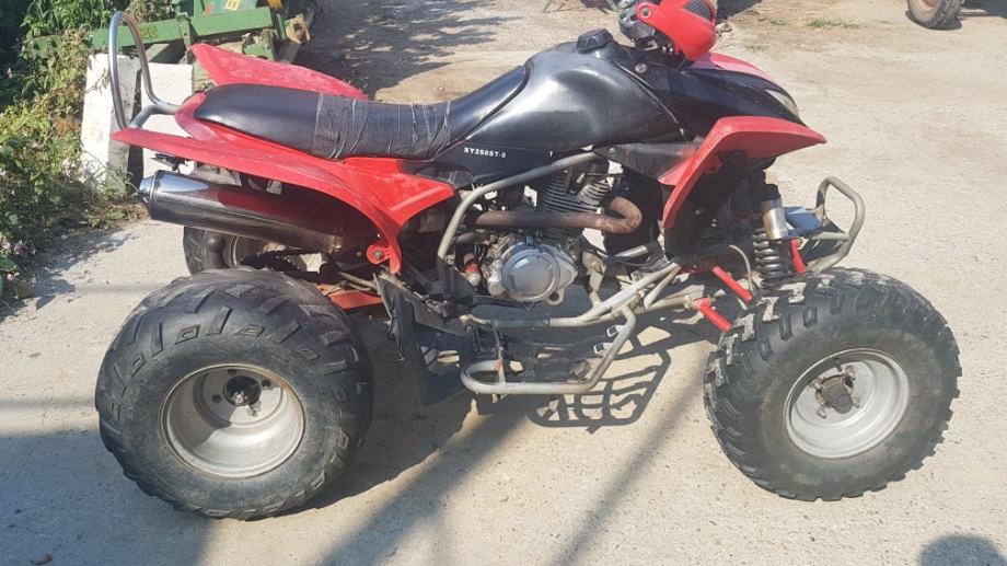 Quad Shineray xy250 st8 250 cm3, 2010 god.