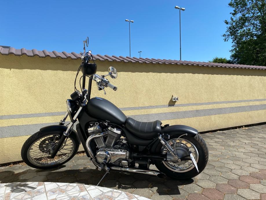 CUSTOM Suzuki Intruder 800 cm3 Bobber - NOVO PRERAĐEN!, 1989 god.