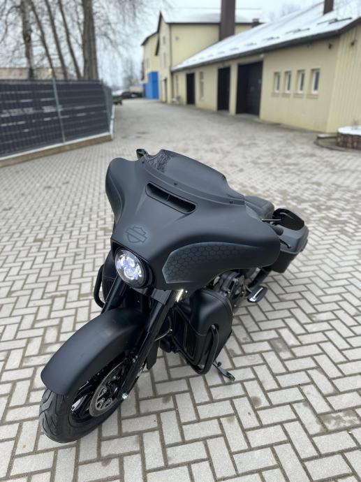 Harley Davidson 110 CVO Street Glide, 2014 god.