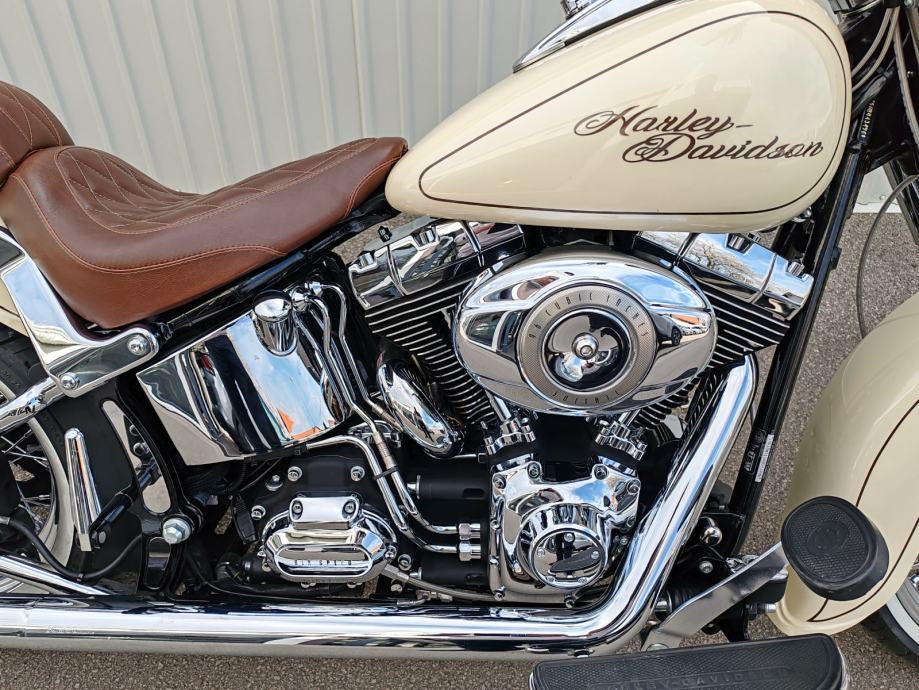Harley Davidson FLSTC Heritage Softail Classic Chicano Style Custom ...